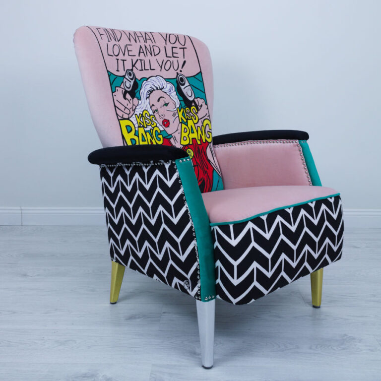 The chair is made in pop art style. Kiss, bang bang!!!